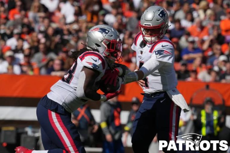 Browns – Patriots (15-38) : Bailey Zappe prend ses aises - Paris ...